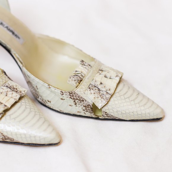 Manolo Blahnik | Shoes | Manolo Blahnik Dorsay Pumps White And Tan ... Manolo Blahnik | Shoes | Manolo Blahnik Dorsay Pumps White And Tan ...